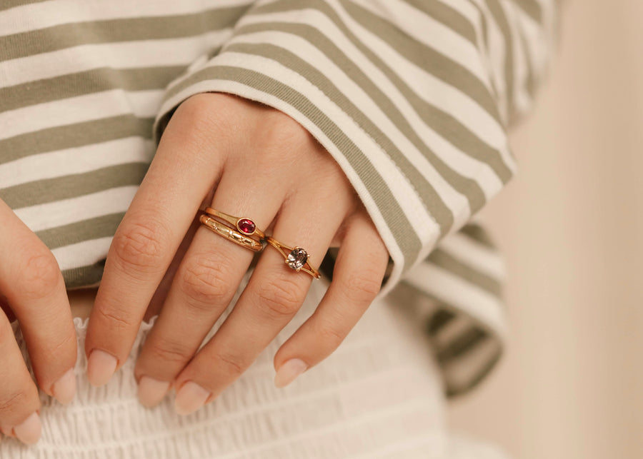 Teal Sapphire Engagement Ring | Eva Ring | Evorden