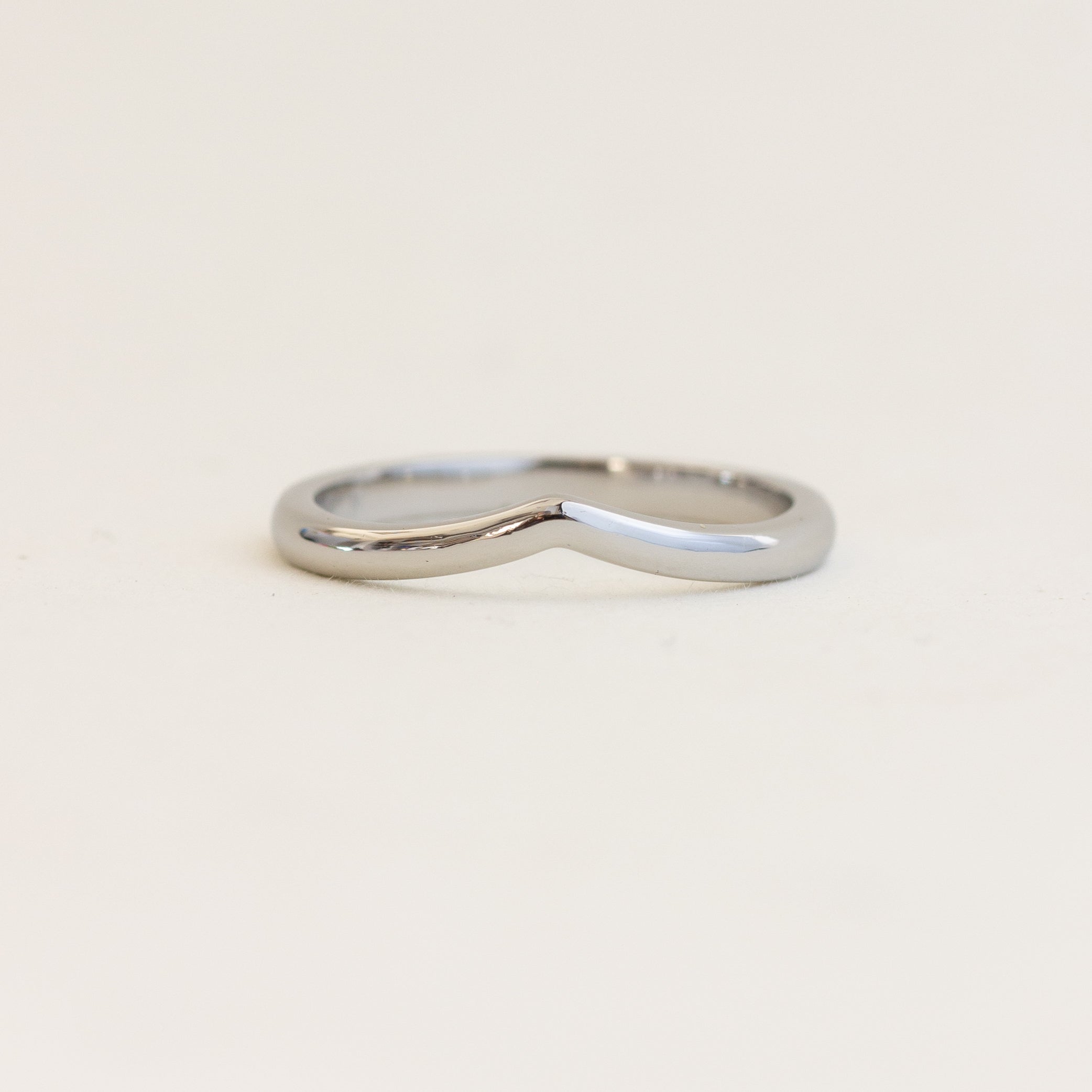 V Shaped Wedding Band, Vancouver - CHEVRON BAND - Evorden