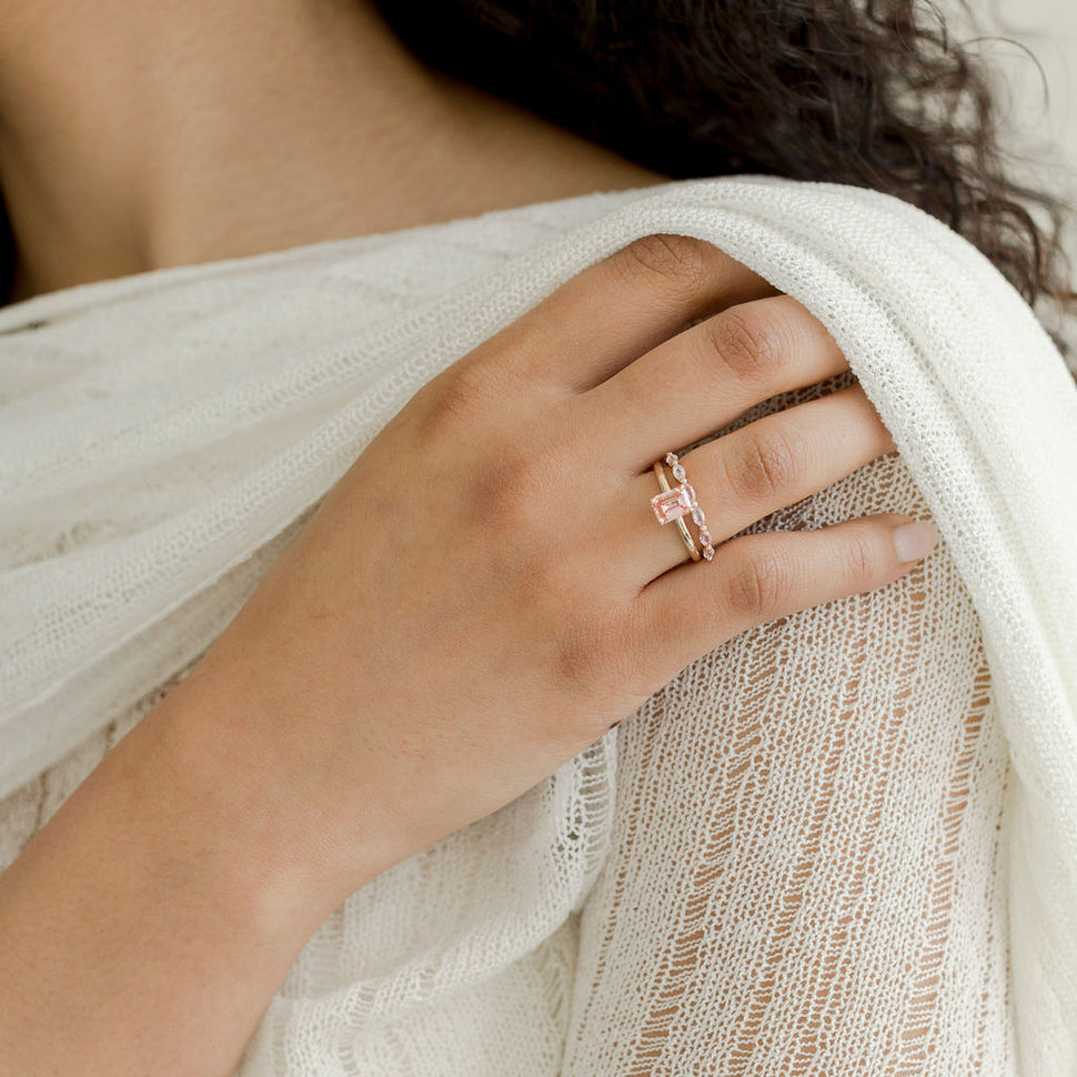 High Quality Untreated Sapphire Ring | Aurellia Ring | Evorden