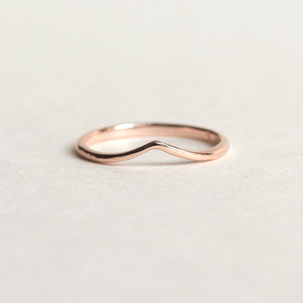 V Shaped Wedding Band, Vancouver - CHEVRON BAND - Evorden